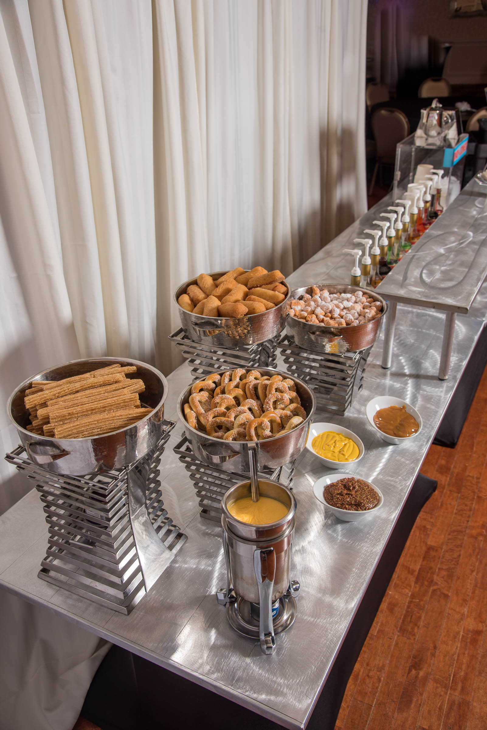 Wedding Reception Dessert Ideas for Couples with a Sweet Tooth ...